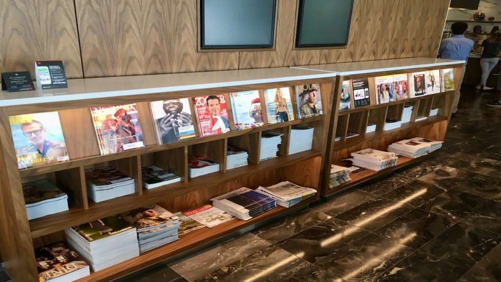 Our Guide To The International Air Canada Lounge In Vancouver | creditcardGenius